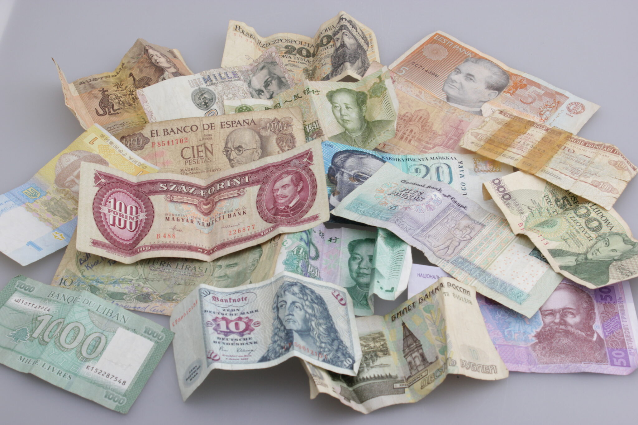 LAJITTELEMATTOMAT SETELIT, 20 KPL - Goodwill-verkkokauppa